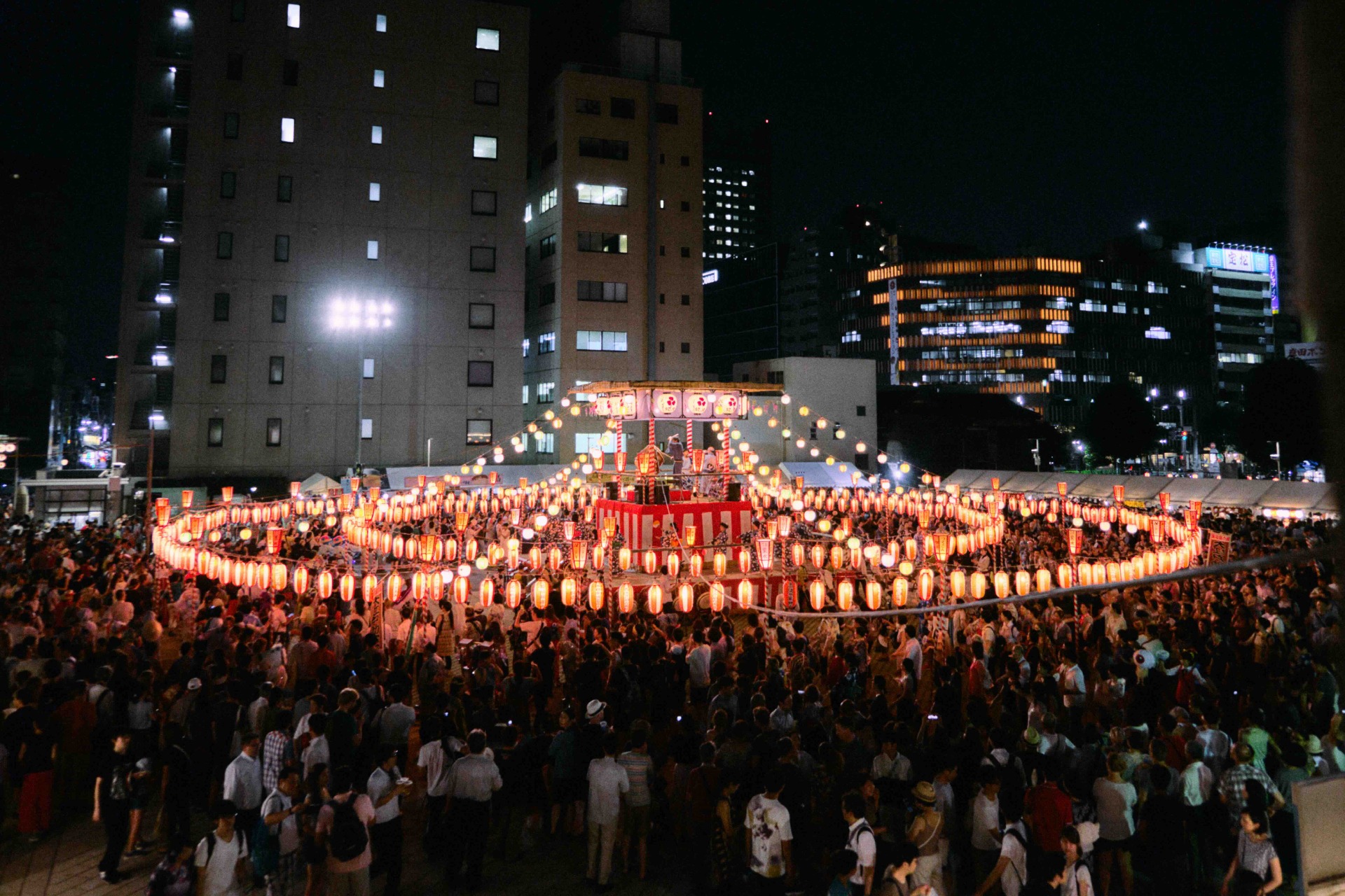 Festival Obon, honrar a los ancestros en Japón